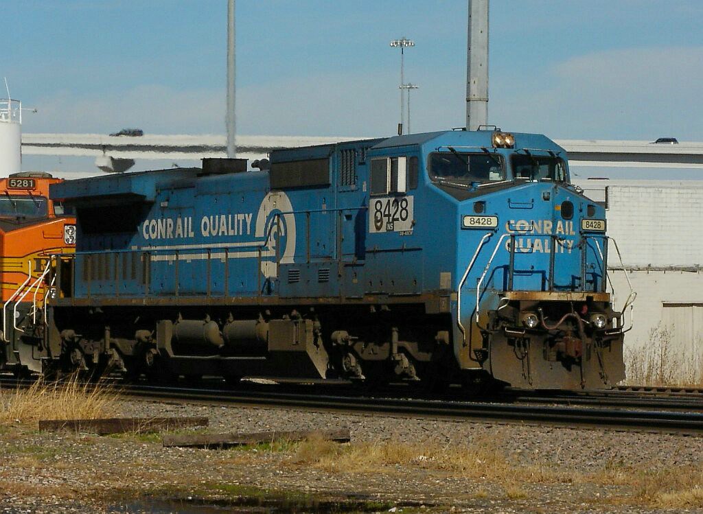 NS 8428 "CONRAIL QUALITY"